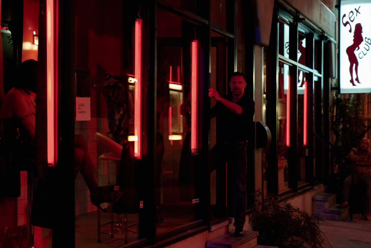 Red Light (Episode 1) - dafilms.com | watch online