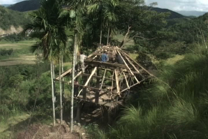 BUBONG! (Roofs of the World! UNITE!) - dafilms.com | watch online