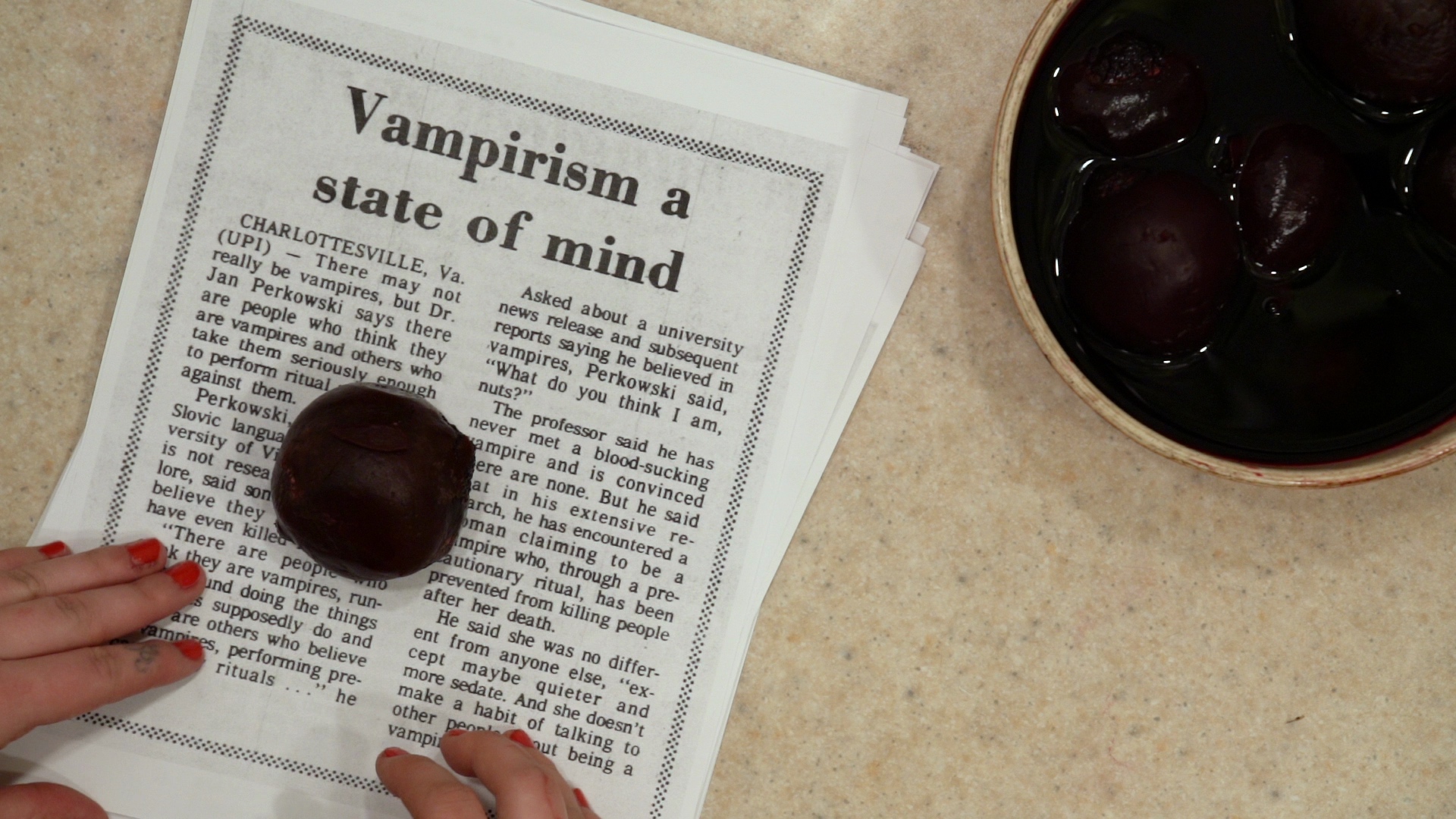 Vampires, It's Nothing to Laugh at - dafilms.com | watch online